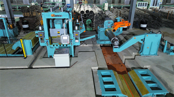 stainless Steel Sheet Servo Cut To Length Line With Edge Trimmer
